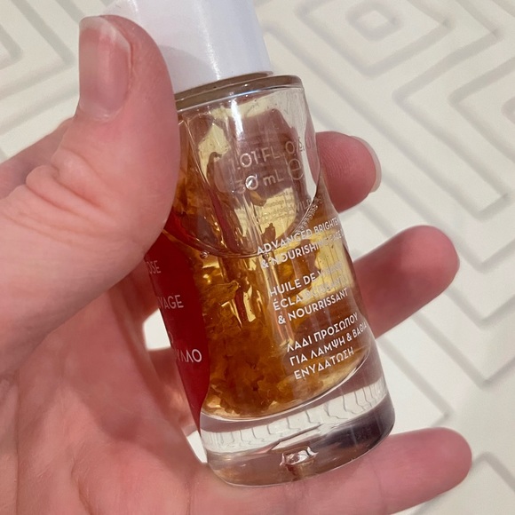 Korres | Skincare | Korres Wild Rose Brightening Absolute Oil | Poshmark